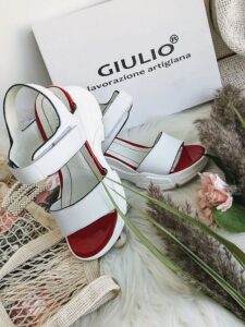 Pareri Pantofi Giulio, Sandale și saboți piele naturală pentru vara 2021